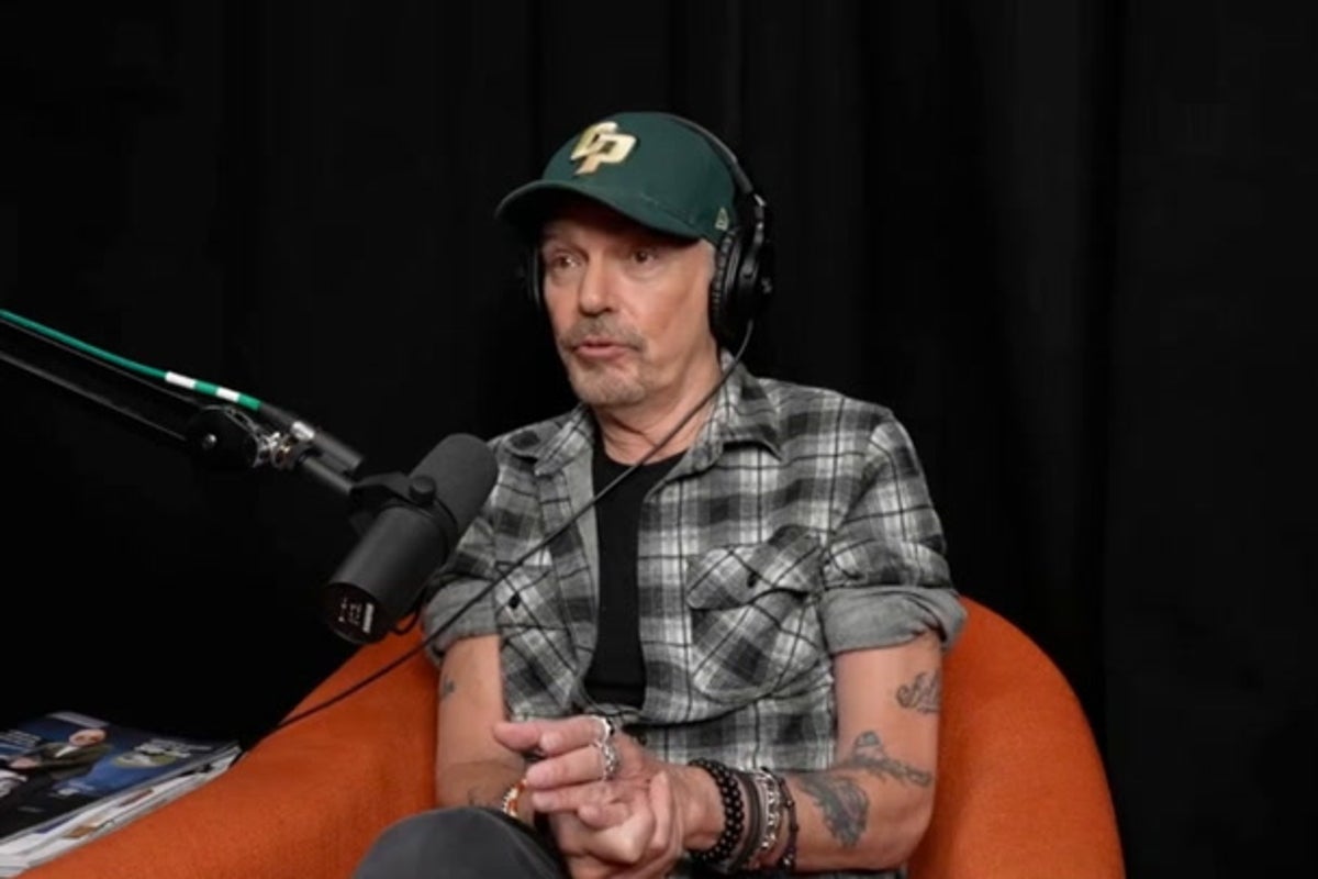 Billy Bob Thornton questions celebrities who wade in on politics as he ...