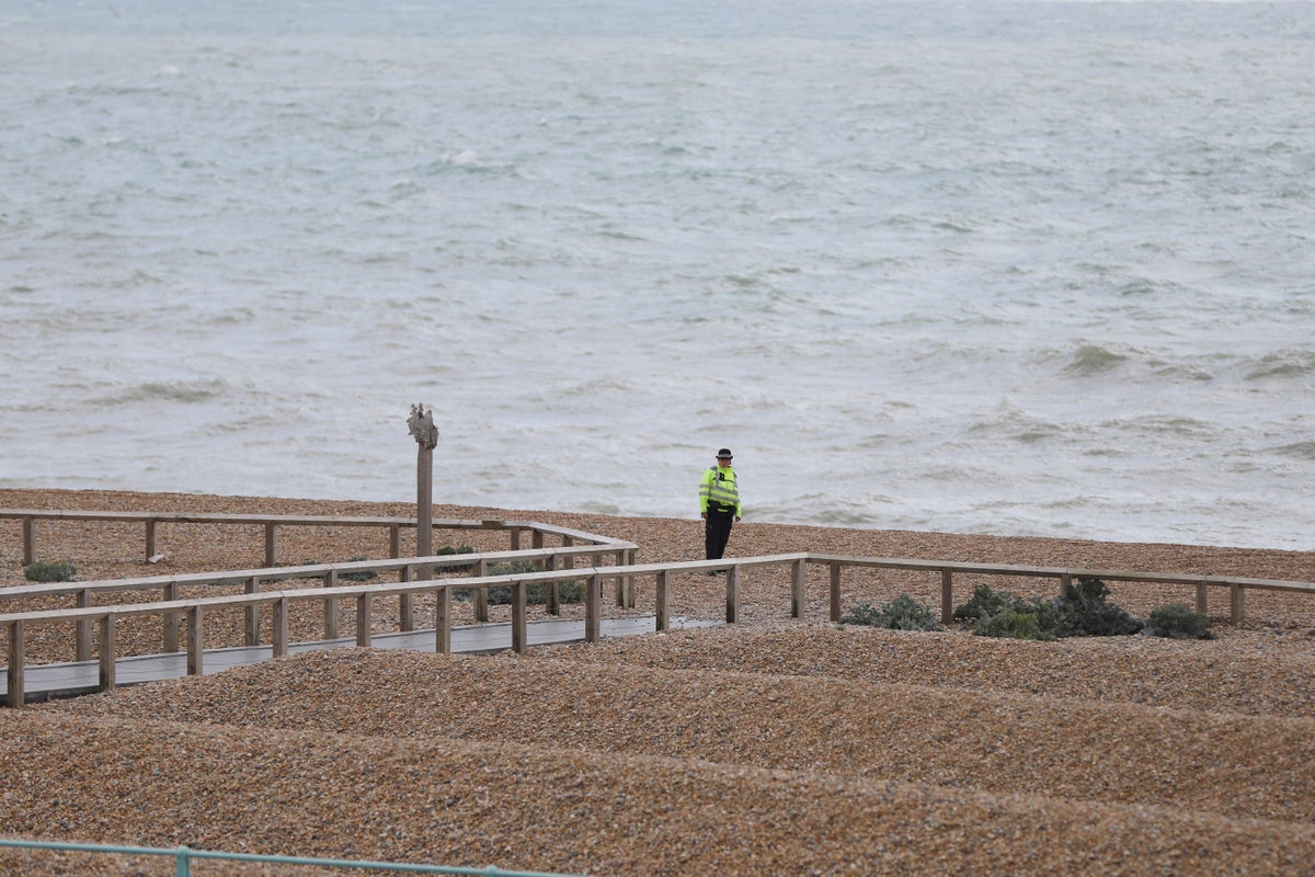 Man’s body pulled from sea off Brighton beach - Newswav