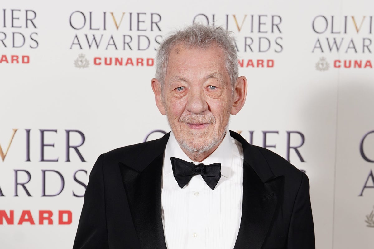 Sir Ian McKellen in first major theatrical role since stage fall | The ...