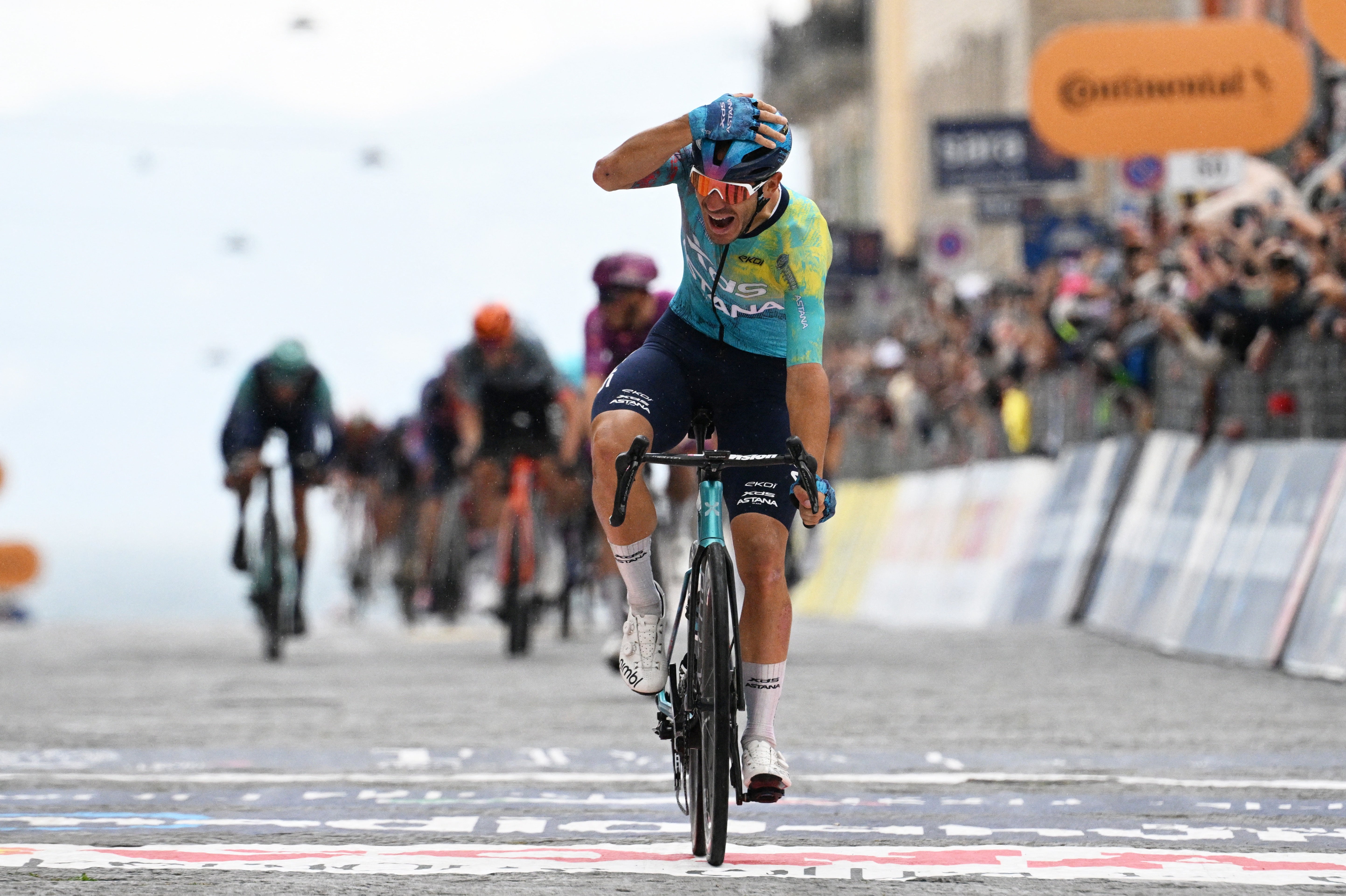 Davide Ballerini dodges late pile-up to win stage six of Giro d’Italia ...