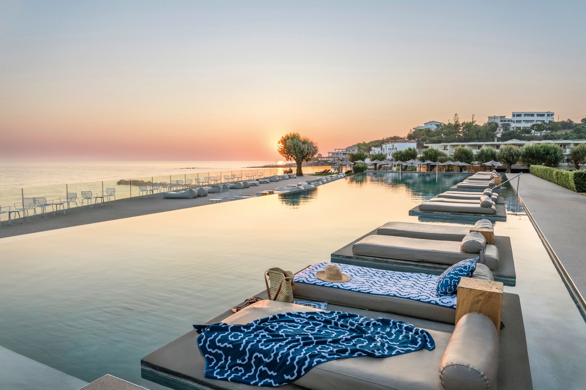 TUI BLUE holidays for less: Save up to £500 on your 2026 trip | The ...