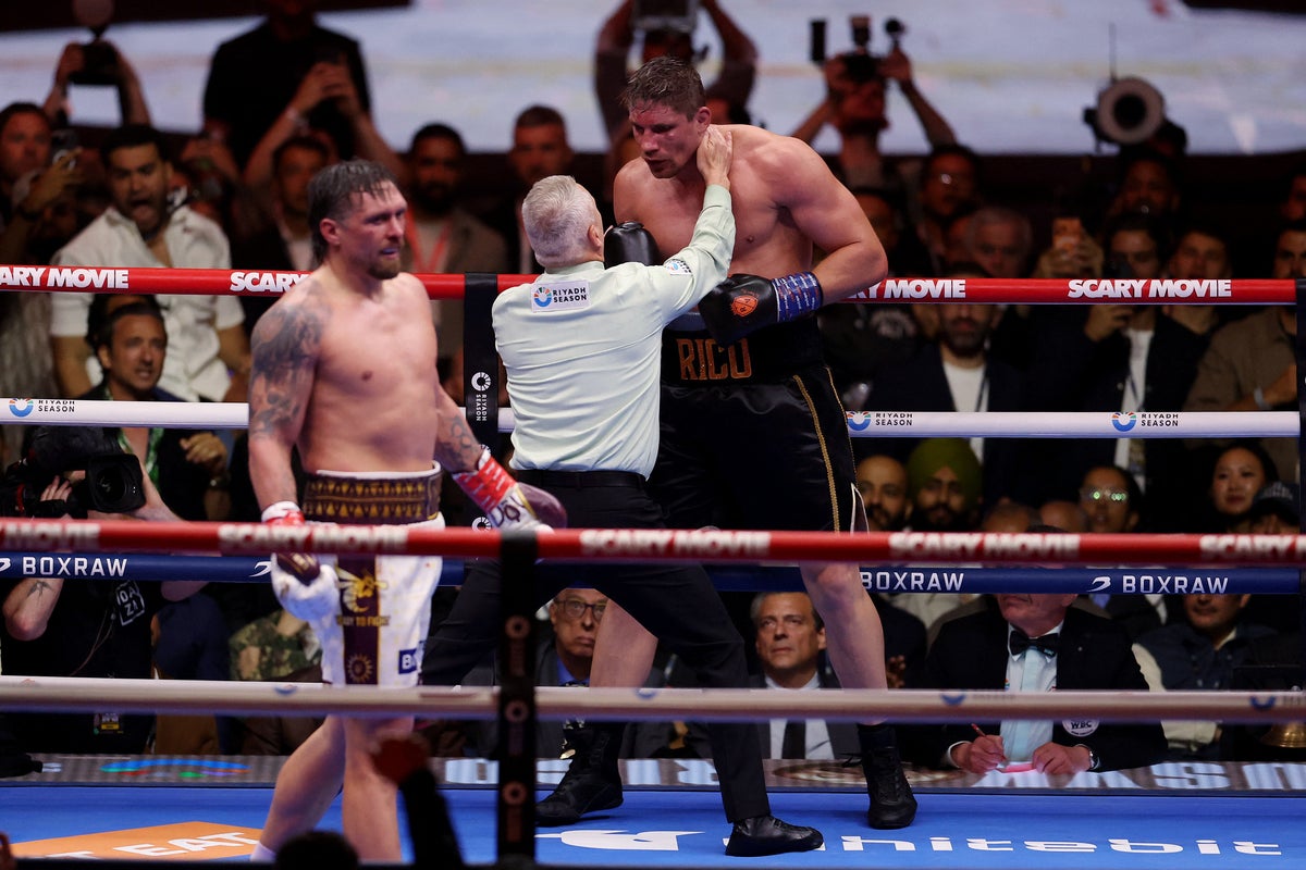 Oleksandr Usyk vs Rico Verhoeven LIVE: Fight result and reaction with ...