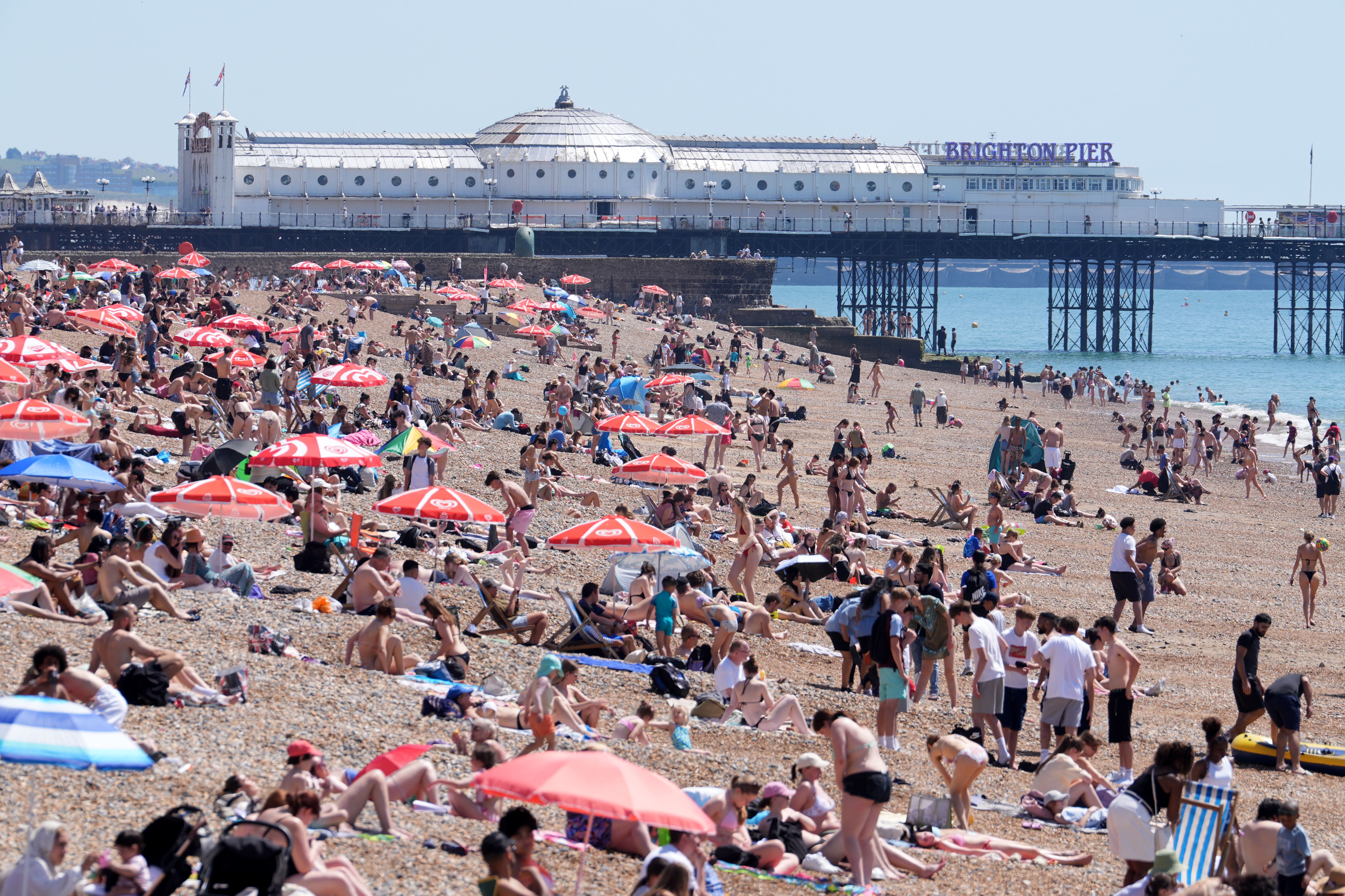 Hottest May day record broken again as temperatures reach 35C | The ...