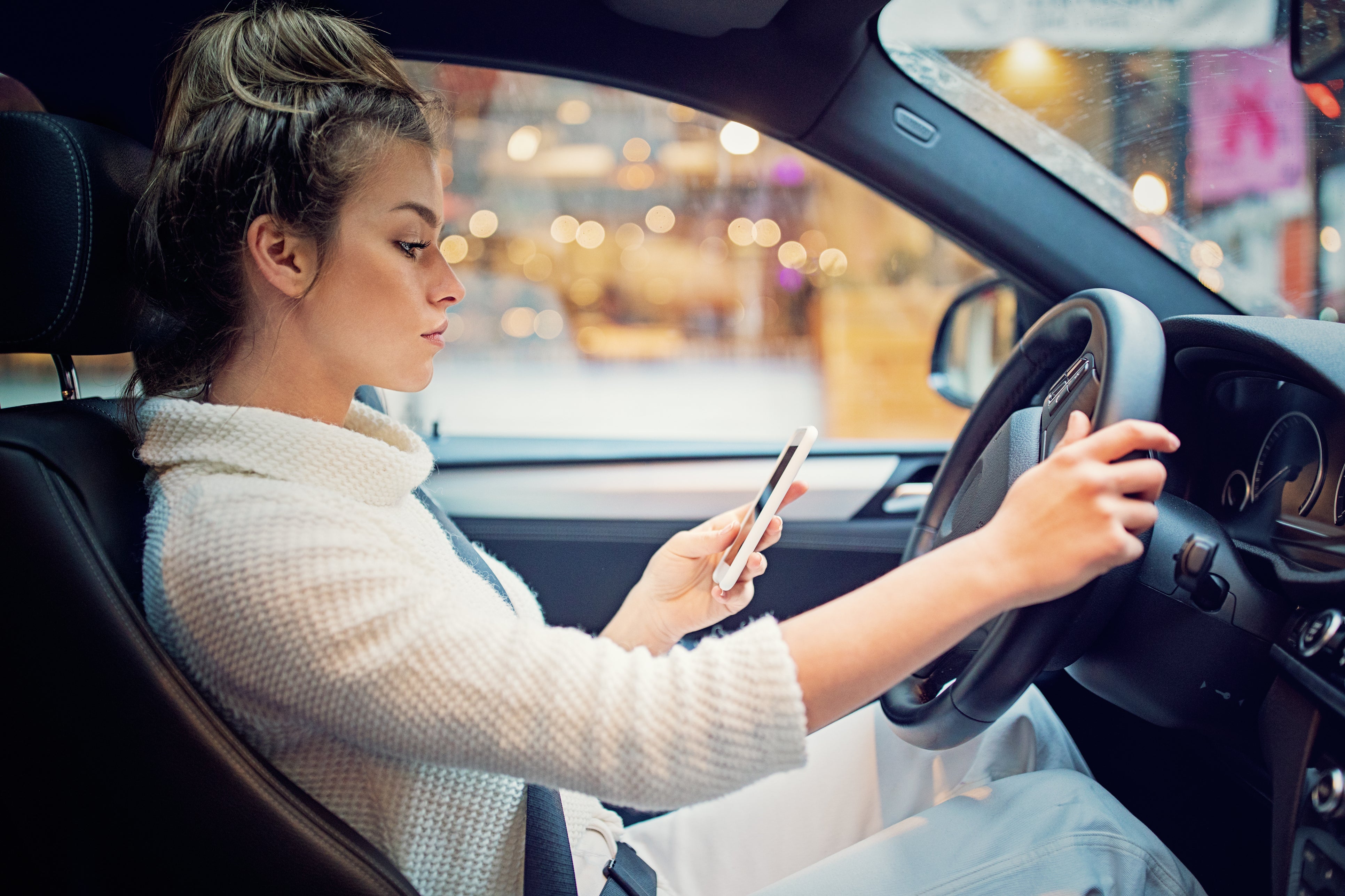 Number of UK motorists using phones illegally while driving reaches ...