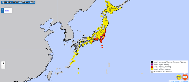 Typhoon Jangmi slams into Japan with heavy rain, flood warnings and ...
