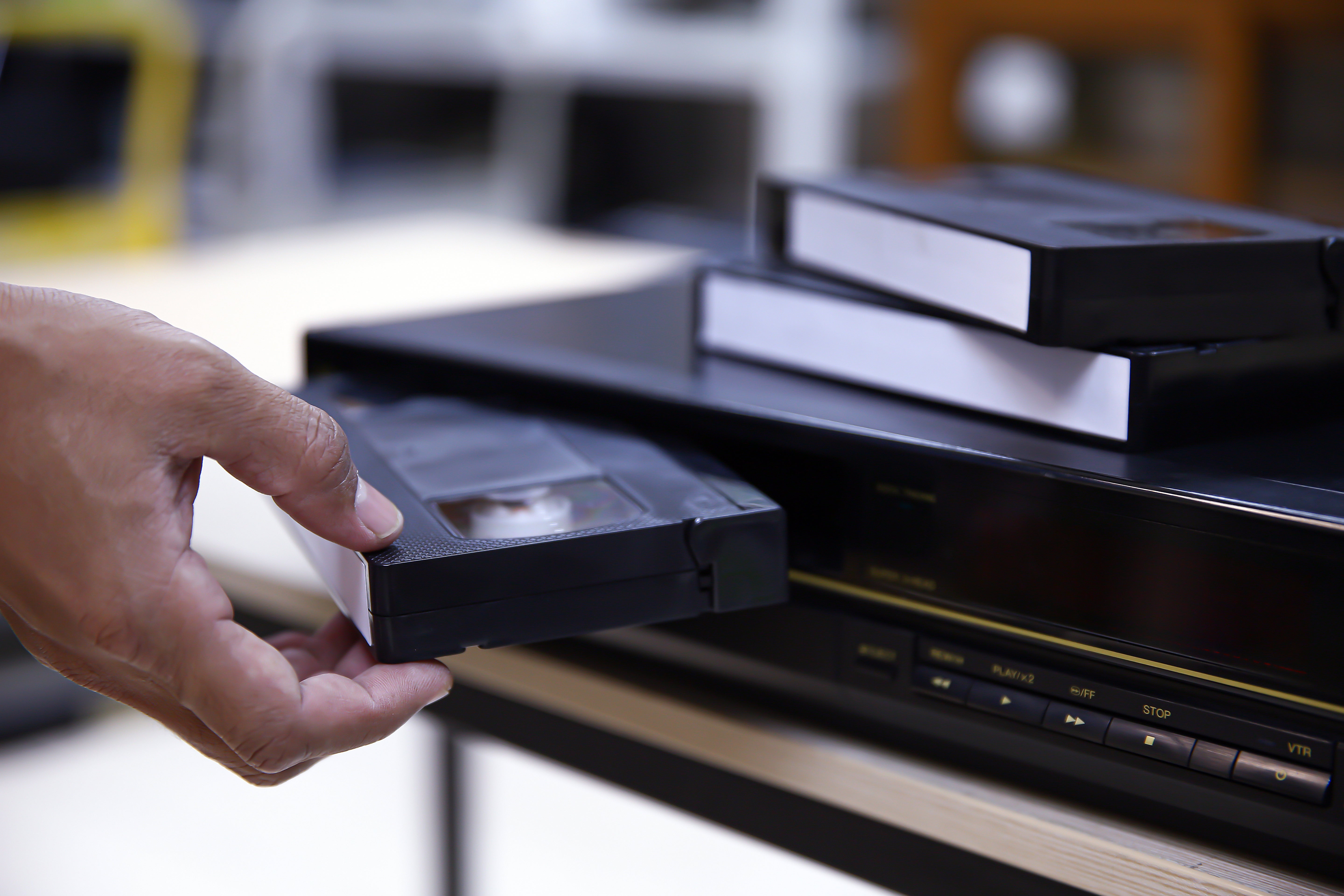 Director Robert dos Santos makes first straight-to-VHS film | The ...