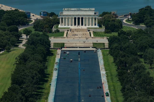 Trump says Reflecting Pool project is complete as water starts to ...