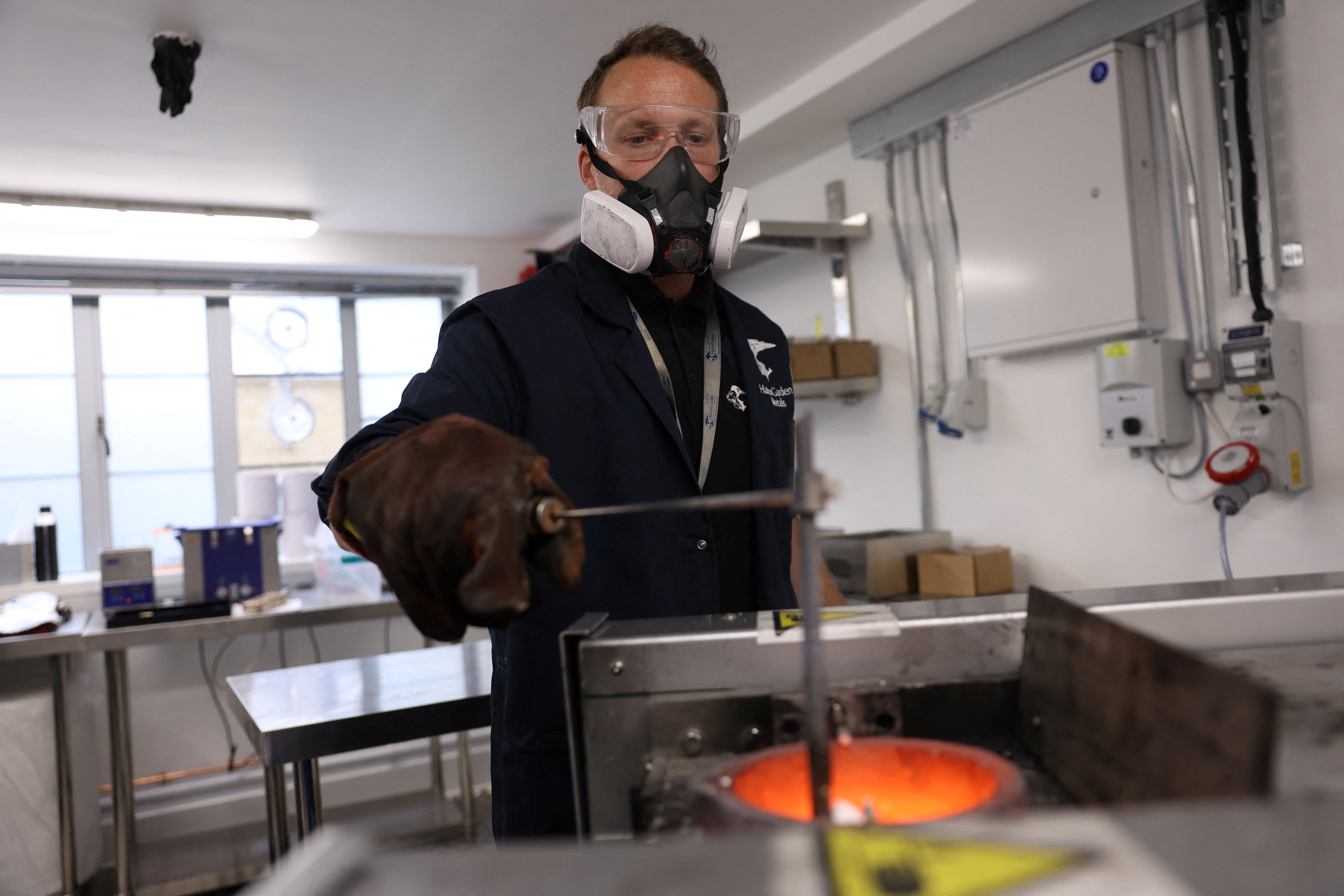 Gold surge sends vintage watches to the melting furnace as experts rue ...