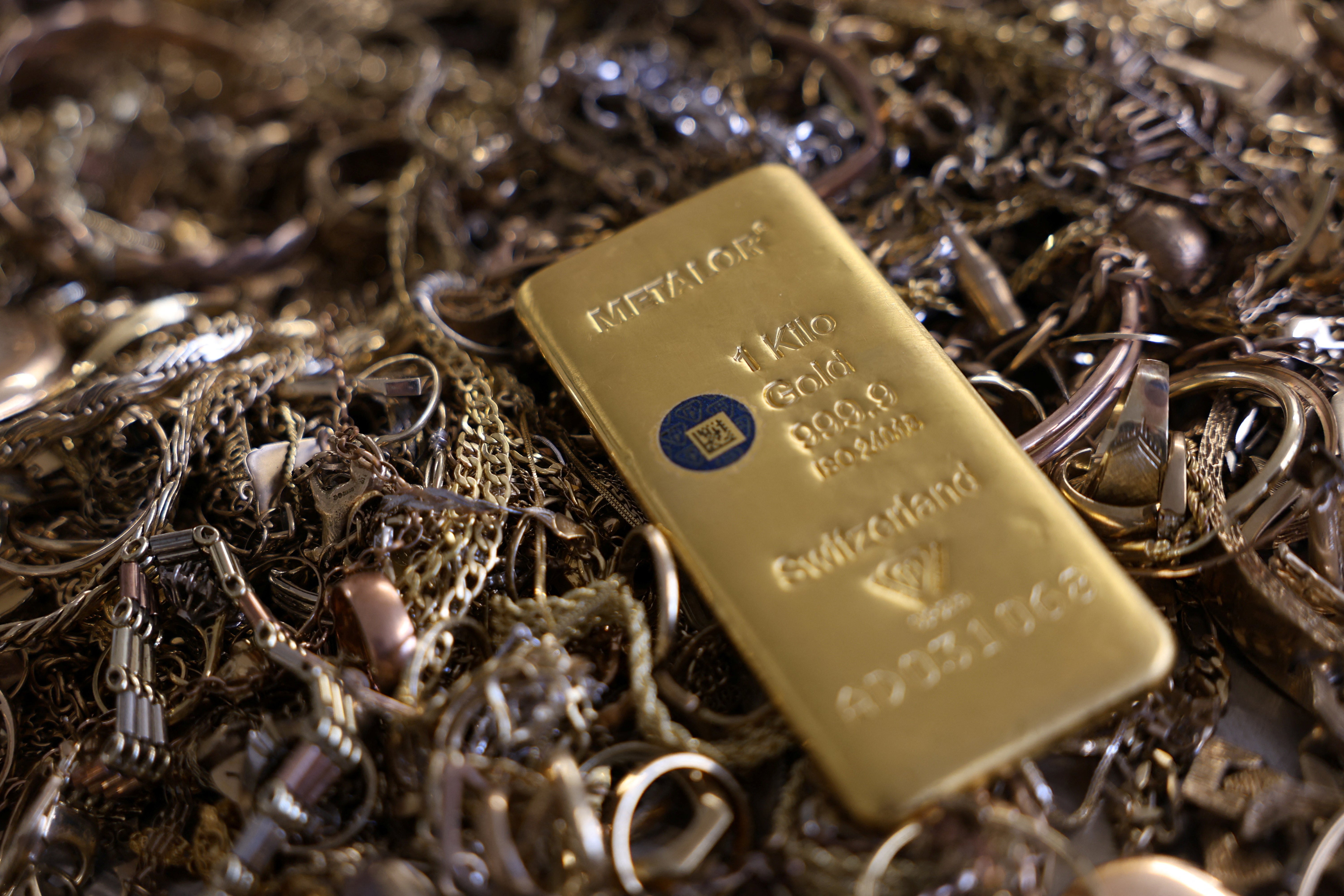 Gold surge sends vintage watches to the melting furnace as experts rue ...
