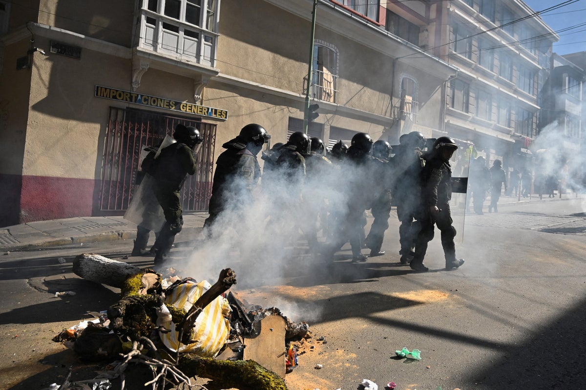 Latest Foreign Office Bolivia travel advice after protests break out ...