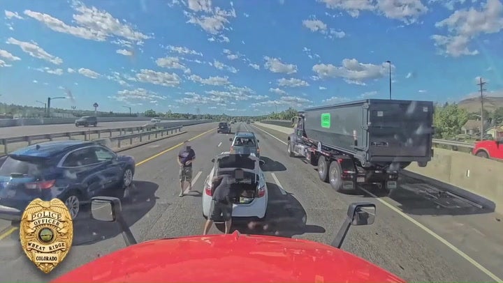 Two drivers stop in middle of Colorado interstate to fight as road rage ...