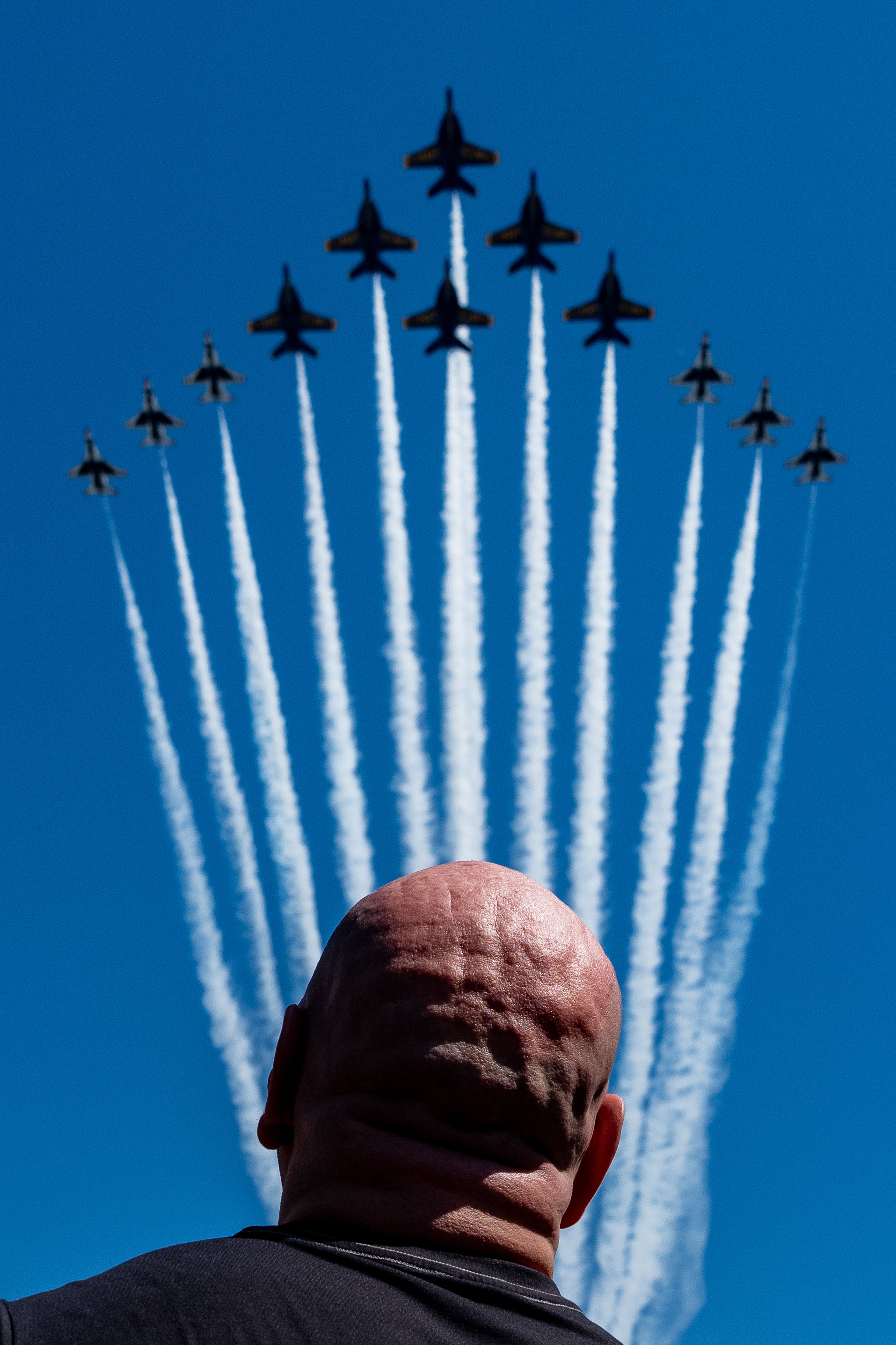 See the world in vertical: Top photos by AP photojournalists | The ...