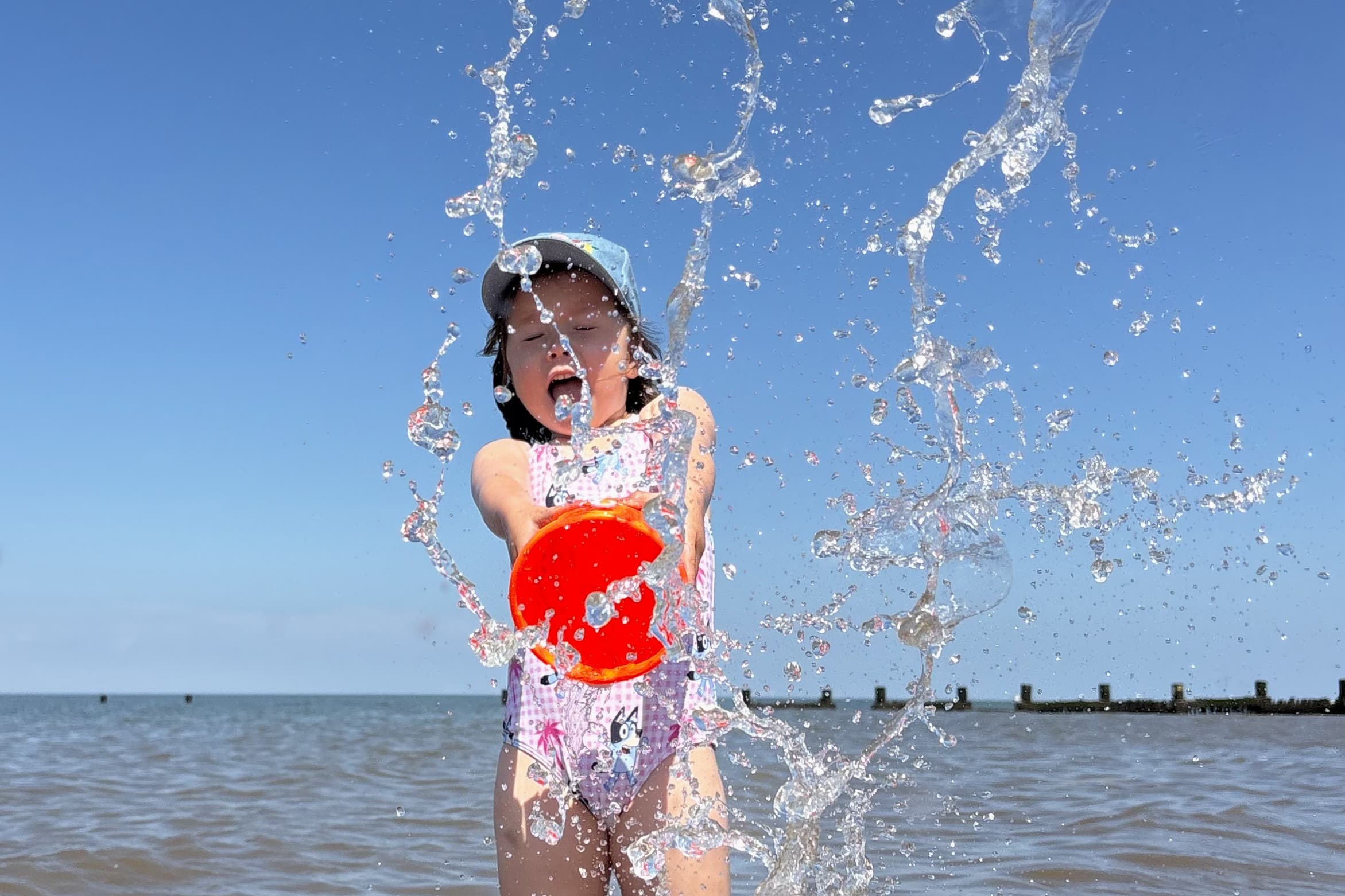 Heatwave threshold likely met at weekend before next week’s extreme ...