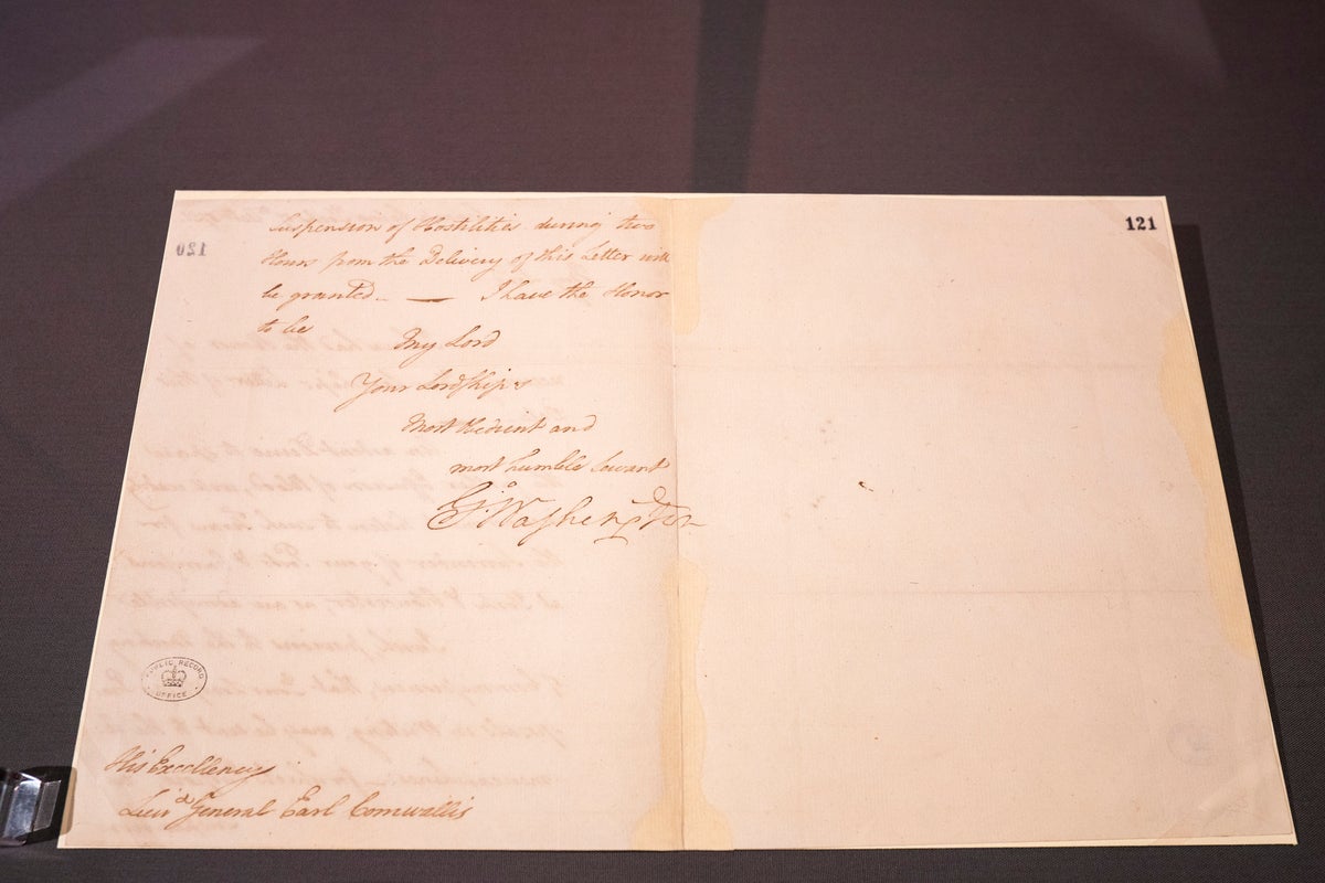 George Washington letter sealing Britain’s defeat in America on show in ...