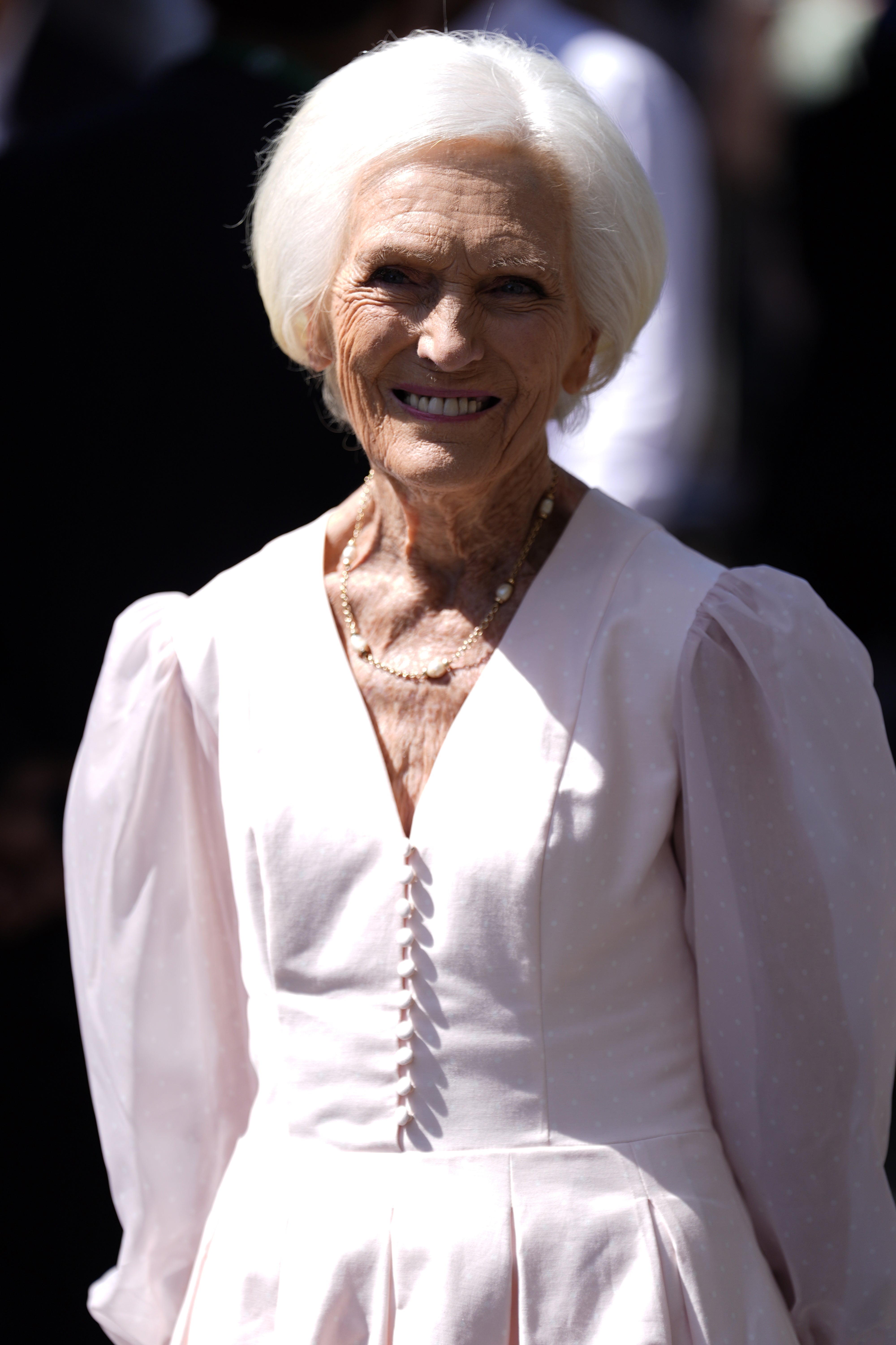 David Beckham, Mary Berry and Tess Daly among celebrities at Wimbledon ...