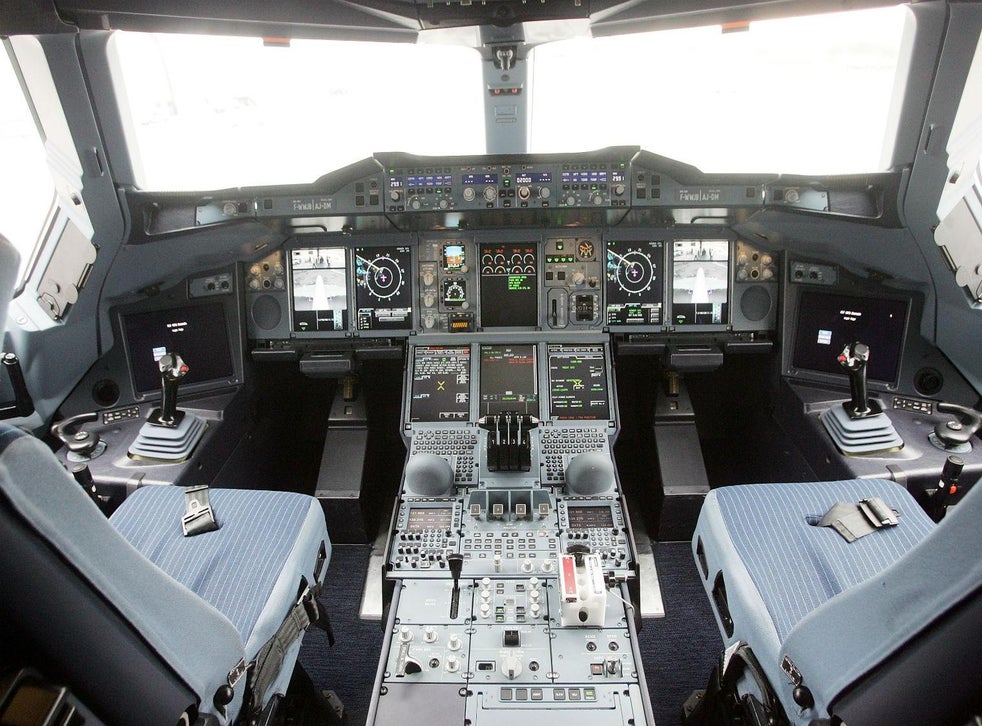 Here's how the Germanwings pilot could have been locked out of the ...