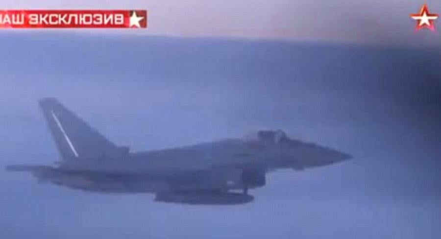 Russian bombers playing ‘chicken’ with RAF | indy100 | indy100