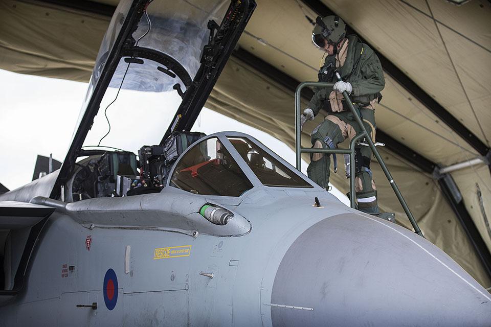 UK air strikes against Isis: What we know and do not know | indy100 ...