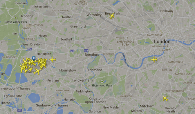 This is why the skies above London were emptying | indy100 | indy100