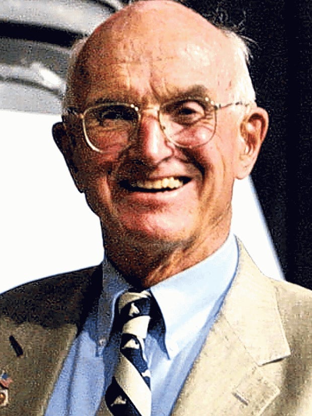 Professor Joseph Murray: Surgeon who performed the first successful ...