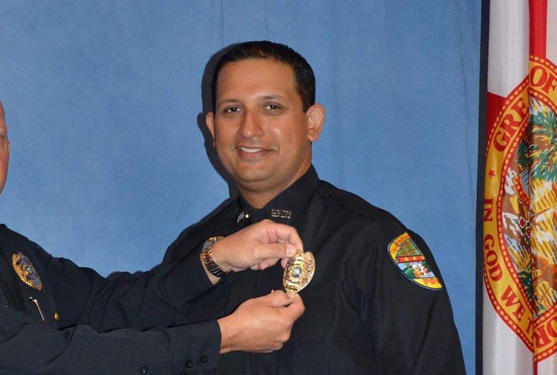 Florida police officer fired for fatally shooting…