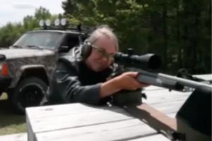 Promiscuous monkeys discovered mating with other species for first time ...