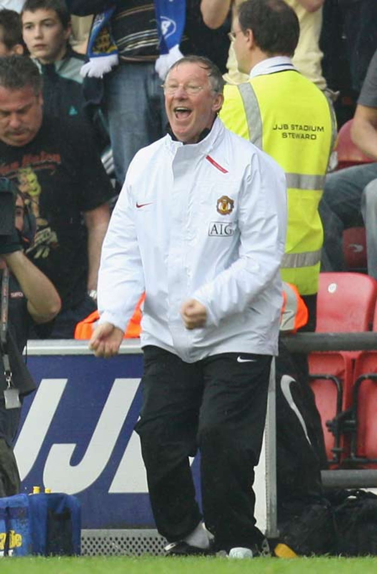 James Lawton: Ferguson kept from grand exit by thirst for the fight ...