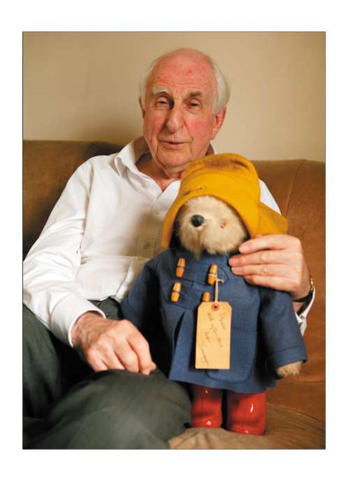 Paddington returns to his station as children's favourite | The ...