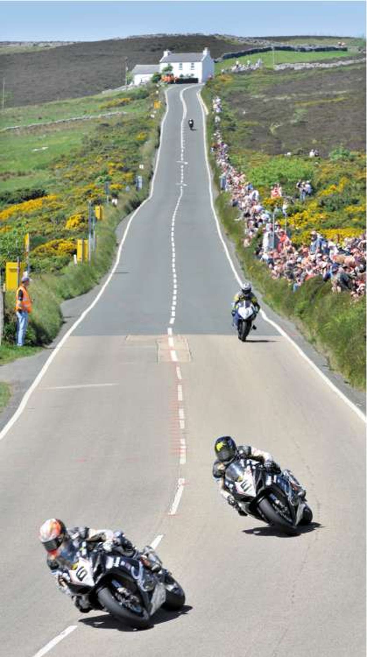 Downhill racers Donald flies to TT Superbike title | The Independent ...