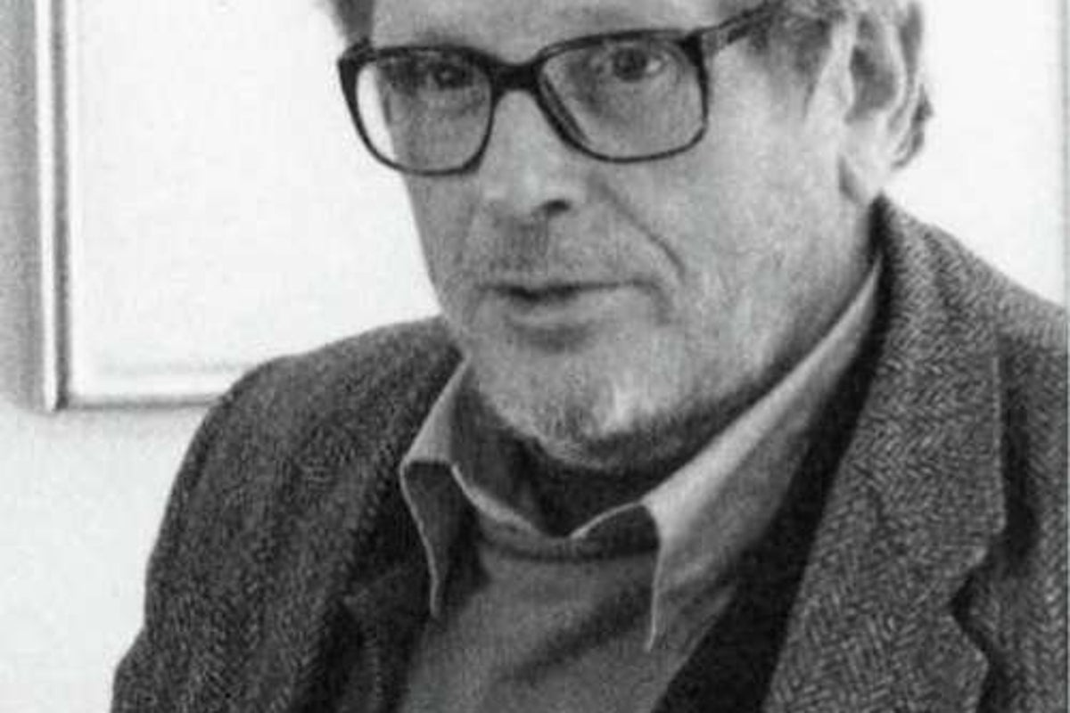 Angus Calder: Historian, critic and poet whose 'The People's War ...