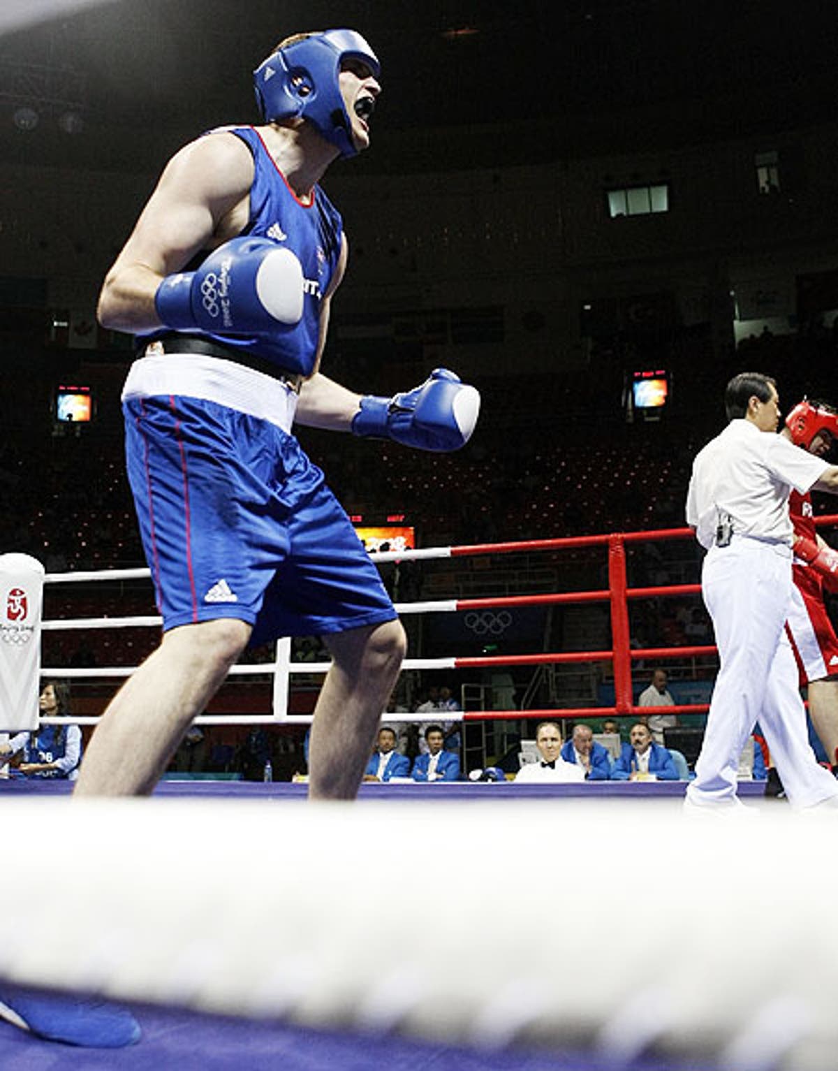 Dynamite Brit stops super-heavyweight favourite | The Independent | The ...