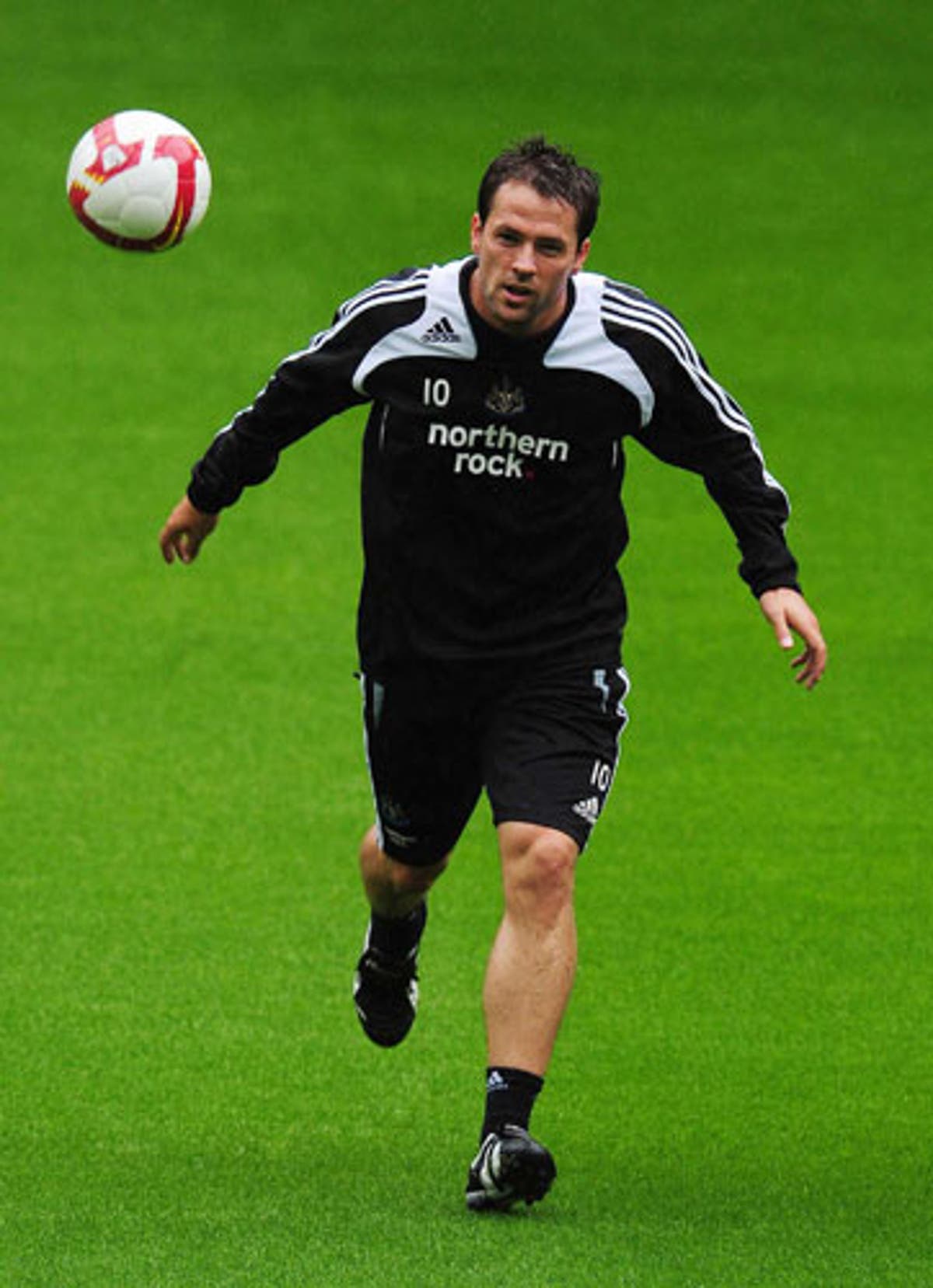 Keegan happy to play waiting game over Owen return | The Independent ...