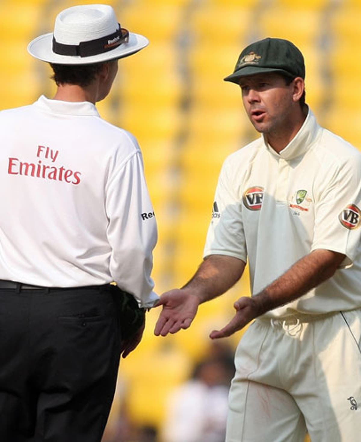 Fingers point at Ponting as Australia fight to save series | The ...