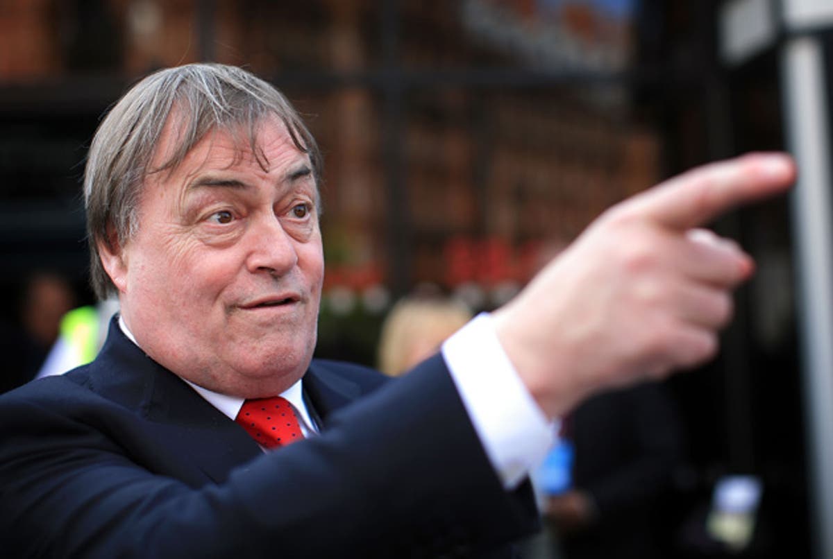 Cop26: John Prescott becomes 'Zero Jags' in climate bid | The Independent