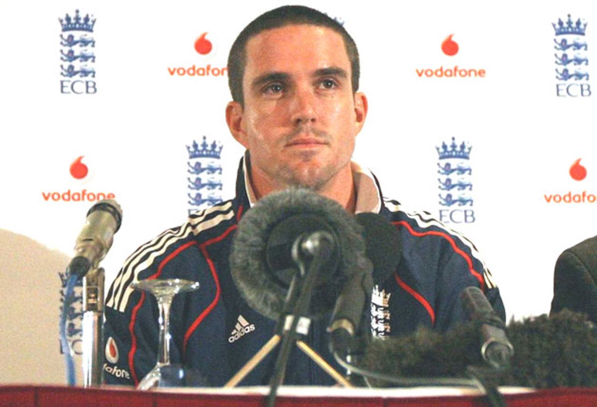 Angus Fraser: Pietersen's side must go back to help heal India's wounds ...