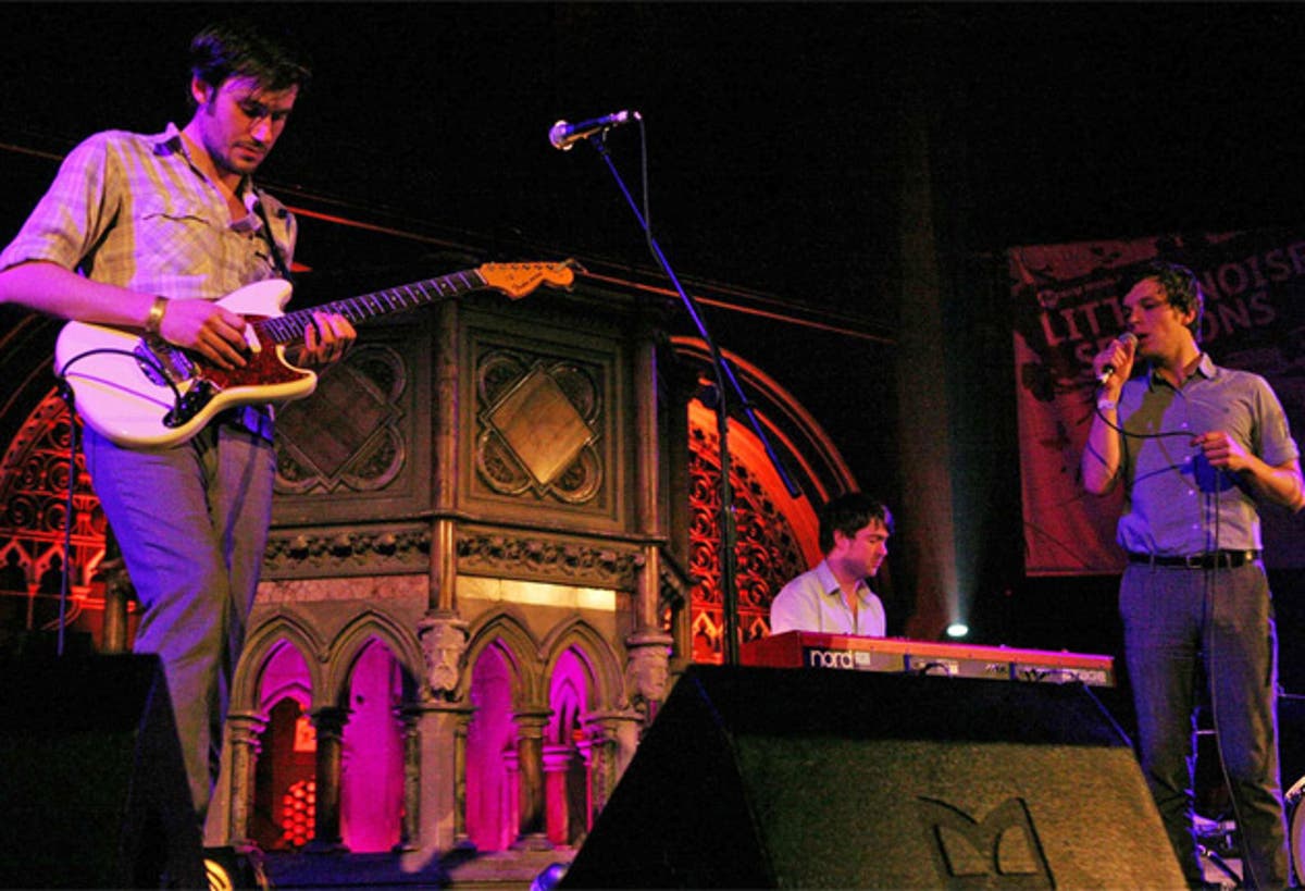 Elisa Bray: It's really hard to go wild at a pop concert in a church ...