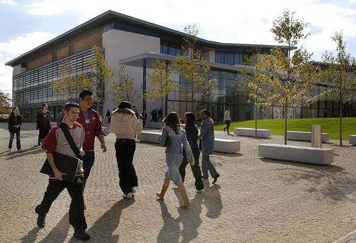 The Complete University Guide: End of the great divide | The ...