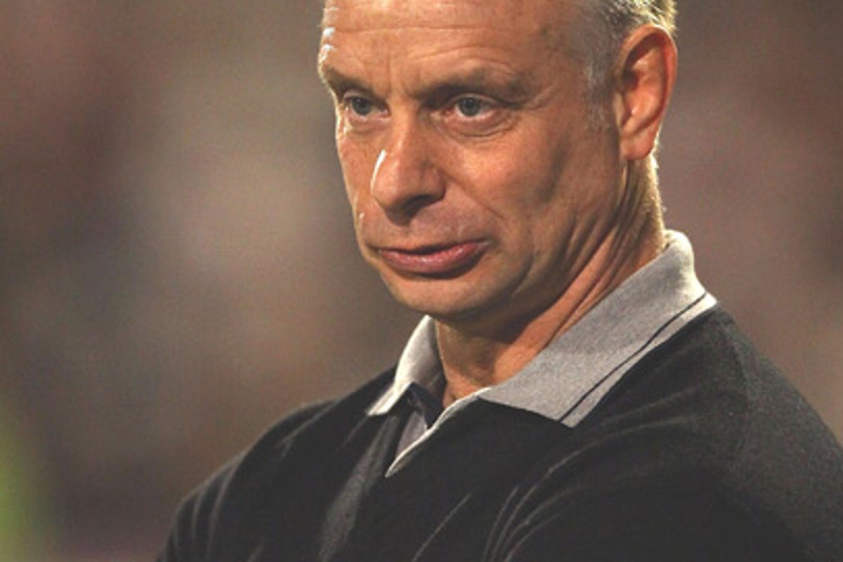 Noble keeping powder dry on Ainscough | The Independent | The Independent