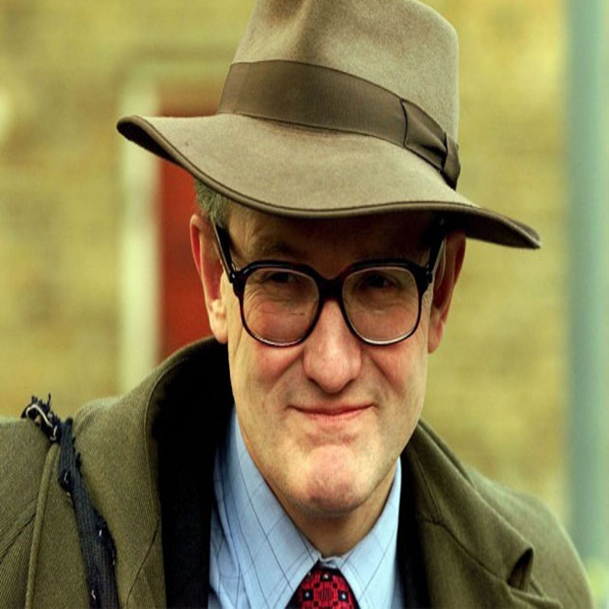 Martin Hogg's Instagram, Twitter & Facebook on IDCrawl