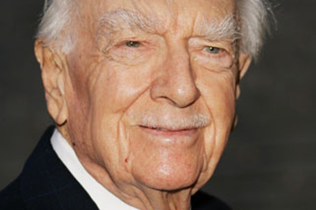 Legendary US TV news anchor Walter Cronkite dies | The Independent ...