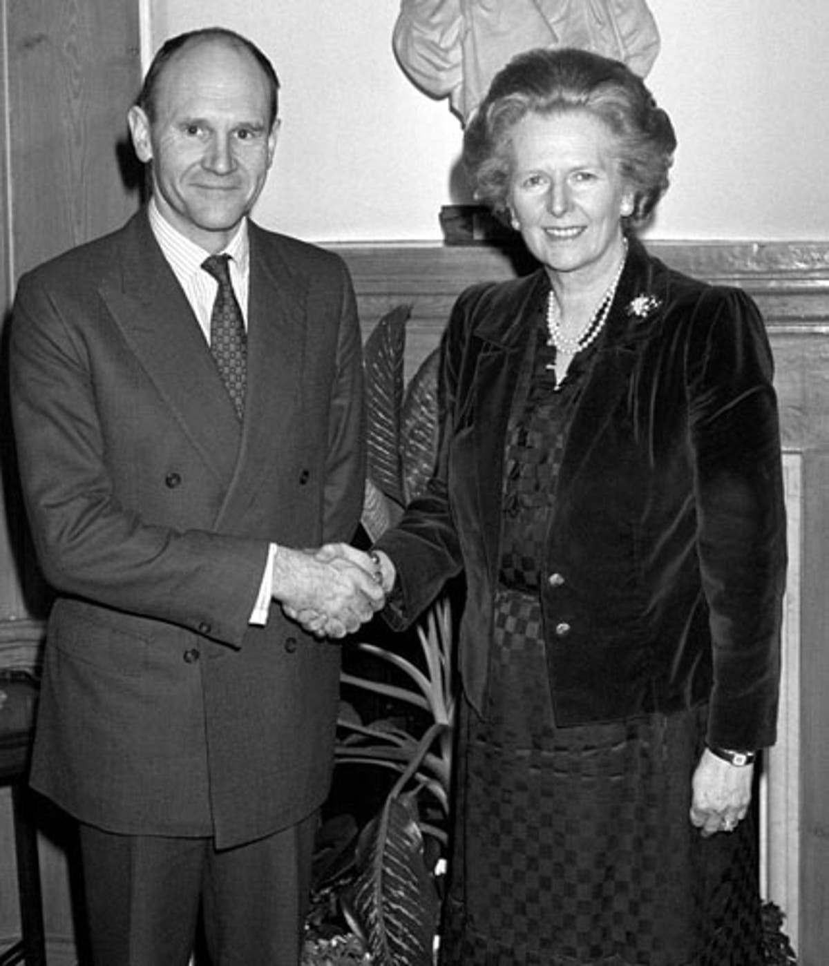 Lord Kingsland: Lawyer and politician who led the Tories in Europe and ...