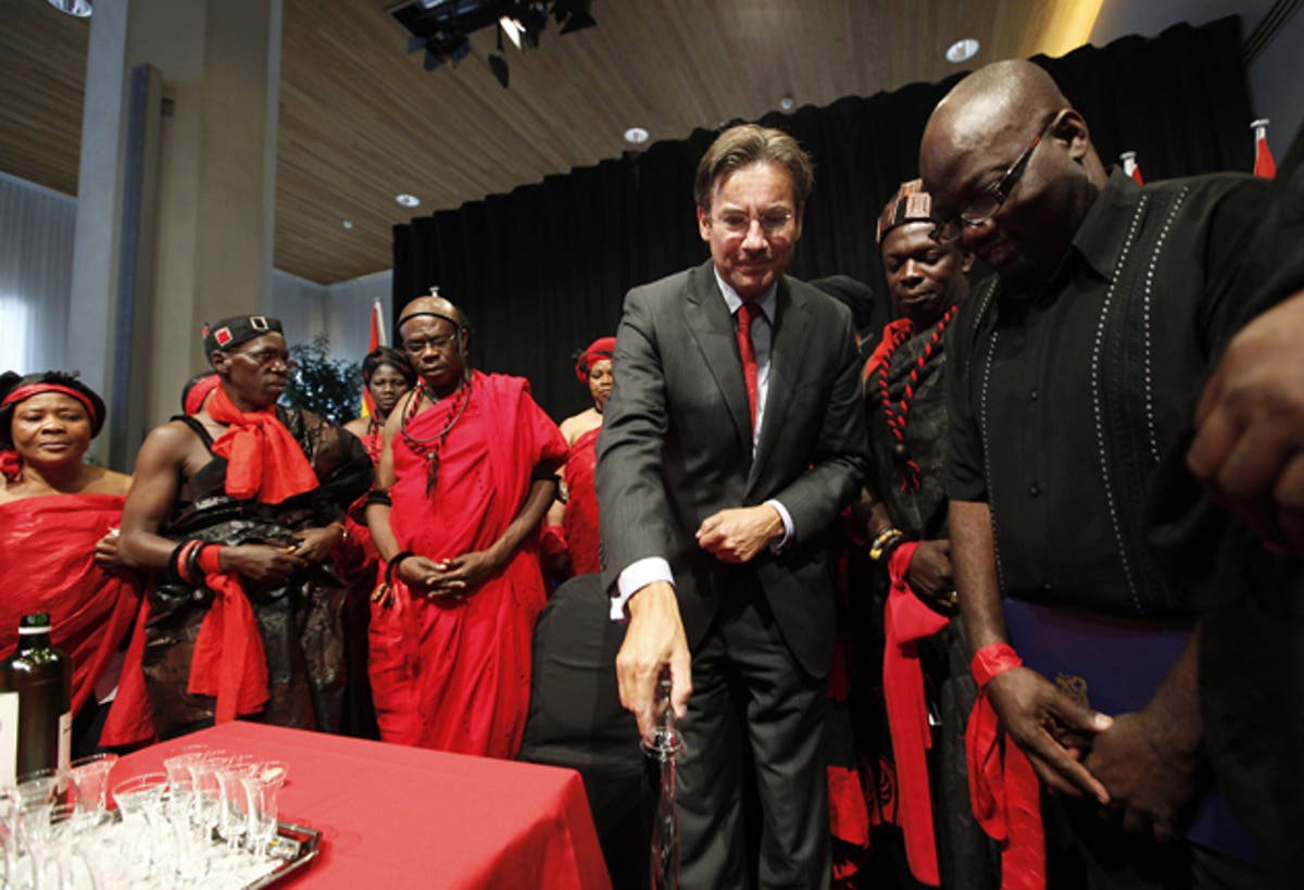 Bring us the head of King Badu Bonsu, said Ghana – and the Dutch said ...