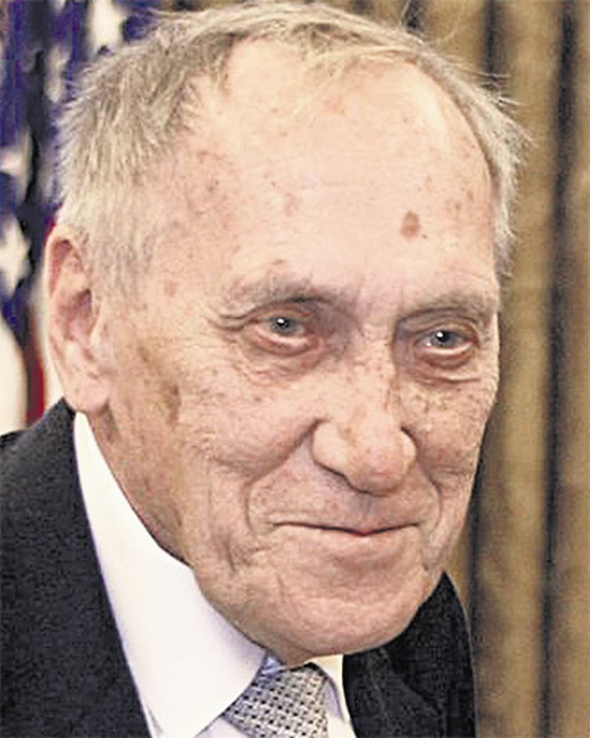 Leszek Kolakowski: Polish-born philosopher and writer who produced ...