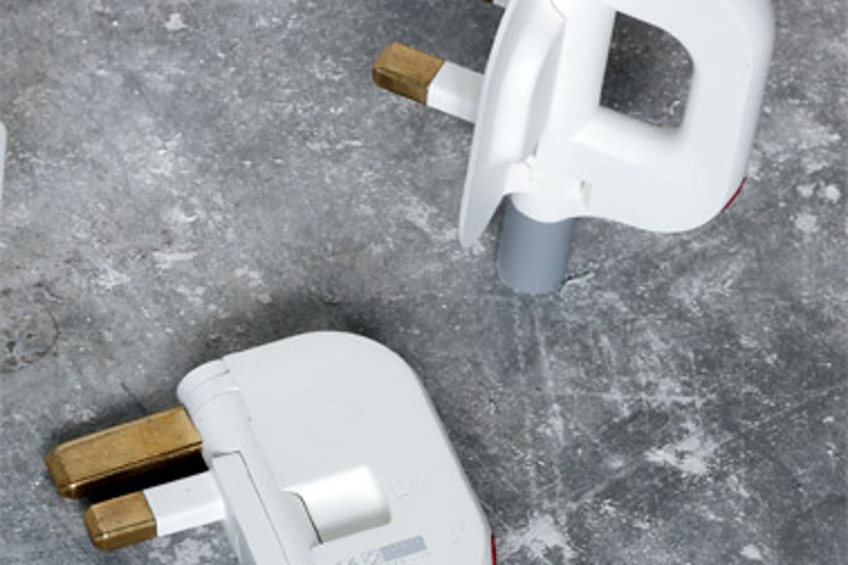 The folding plug: a revolution for consumer electronics | The ...