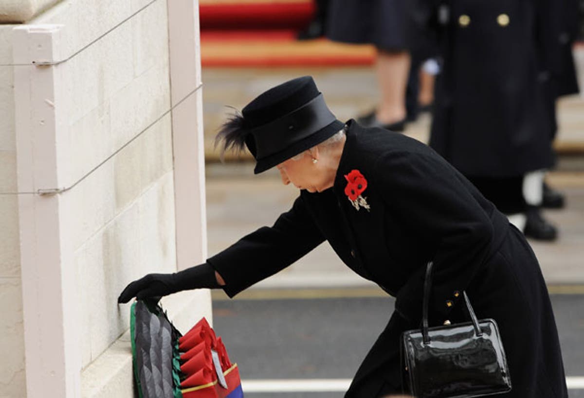 Minister defends Afghan mission as a nation remembers | The Independent ...