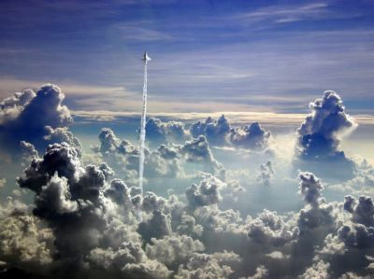 Virgin Galactic readies maiden suborbital flight | The Independent ...