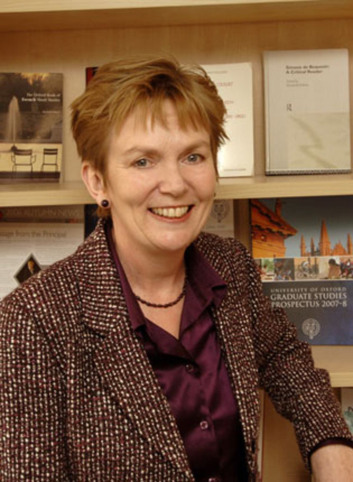 Professor Elizabeth Fallaize: Scholar celebrated for her work on Simone ...