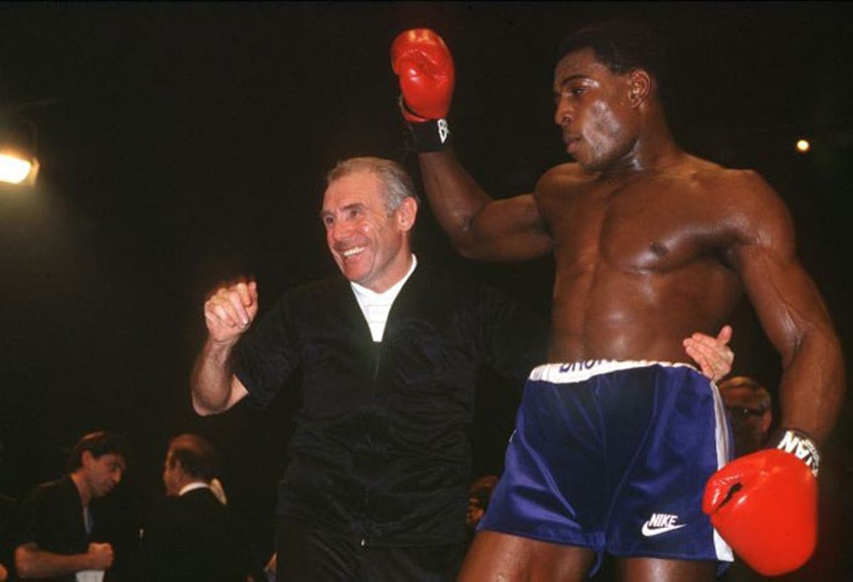 Terry Lawless: Boxing trainer and manager who took four fighters to ...