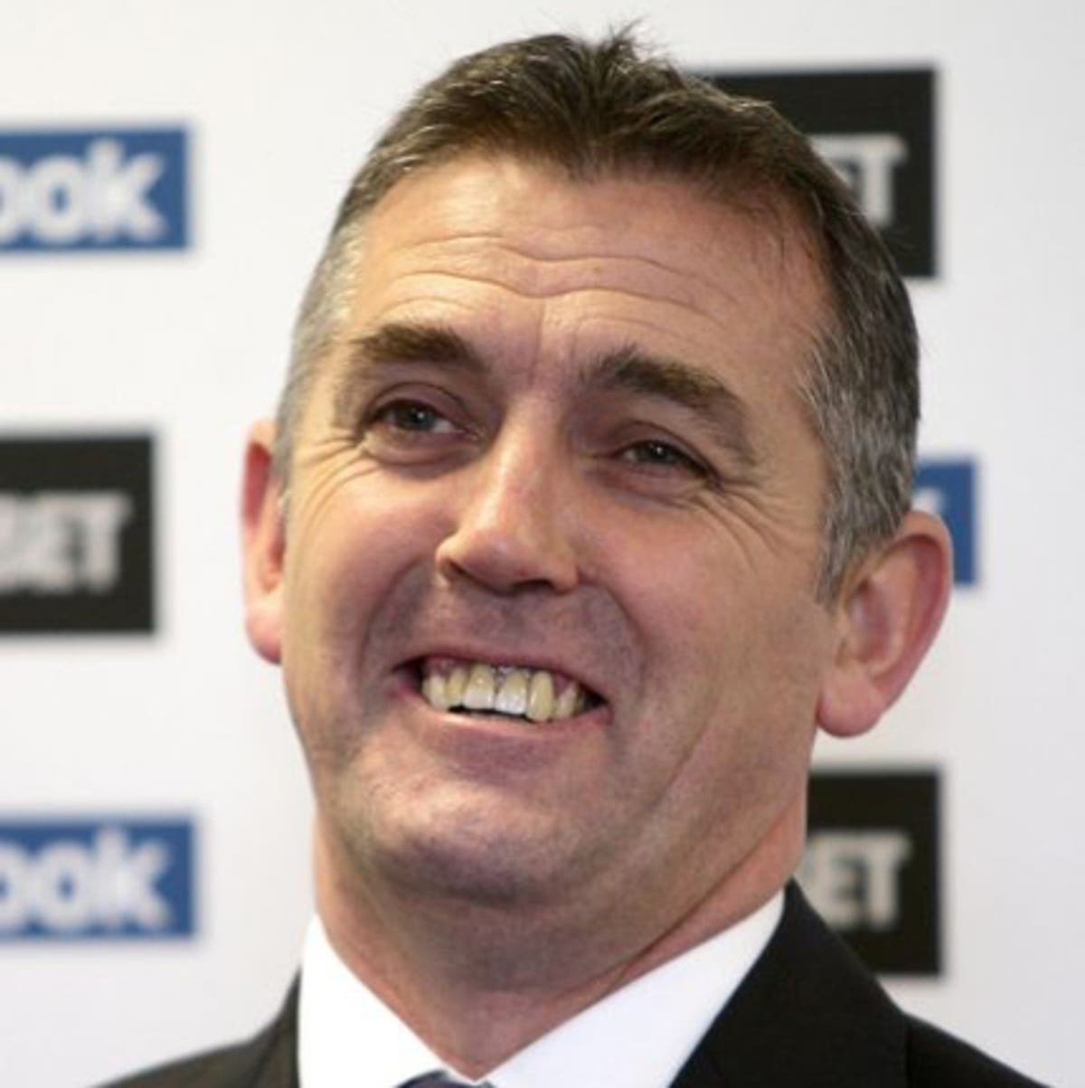 Laws senses debut upset as Coyle has fresh start | The Independent ...