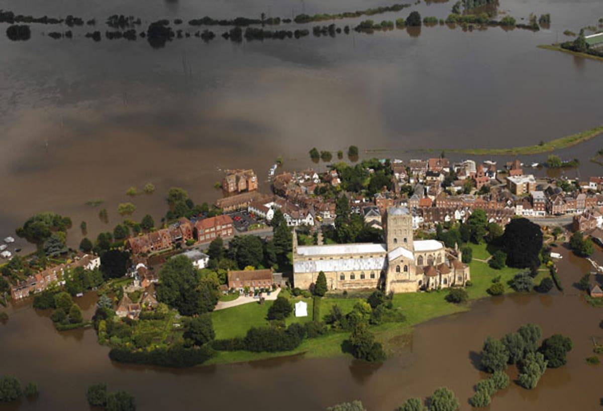 £3.2bn: the total cost of 2007 floods | The Independent | The Independent